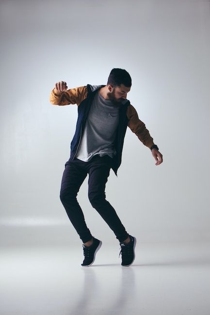 Meilleures poses de photographie - 30 idées pour de superbes poses