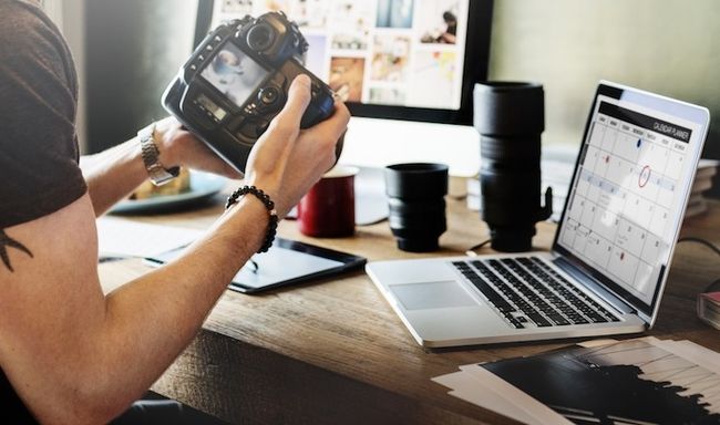 How to Start a Photography Business in 2022 - The Ultimate Handbook